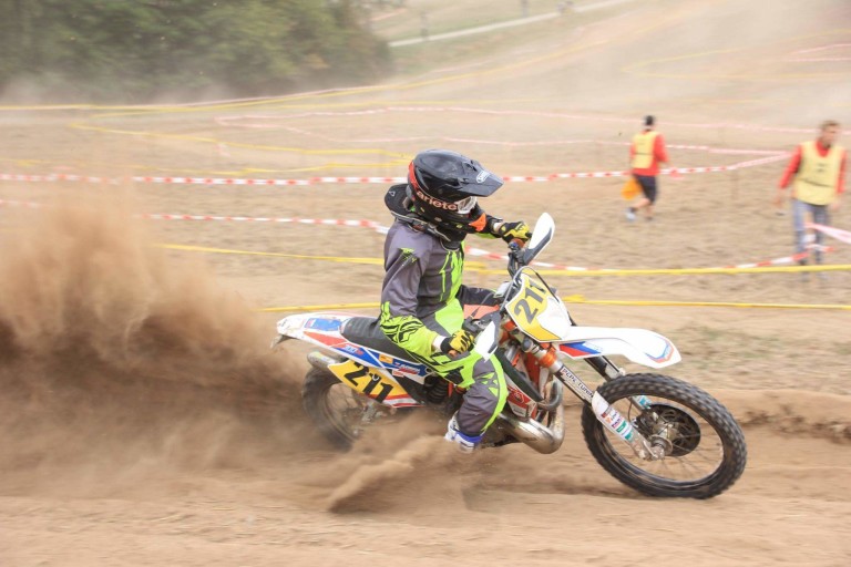 STEGA Enduro-Fahrer Paul Roßbach bei der Enduro-DM… | STEGA-RACING